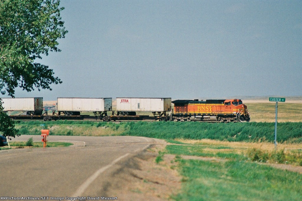 BNSF 4378 East